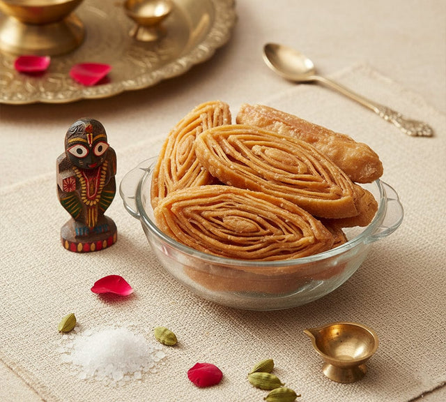 original jagannathpuri khaja [400 grams] – Ganguram Sweets