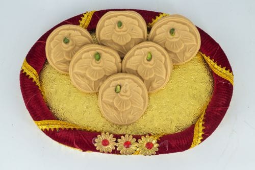 phool sajja [tattya] - 15 pieces - 1 dala – Ganguram Sweets